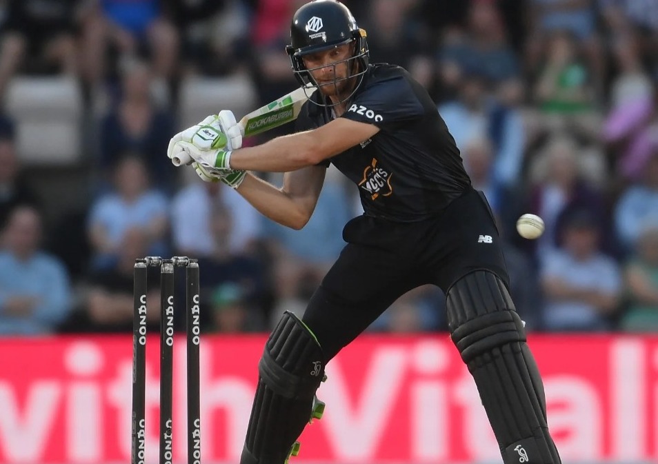 Jos Buttler clears his front leg to hit an awe-inspiring six - Guerilla ...