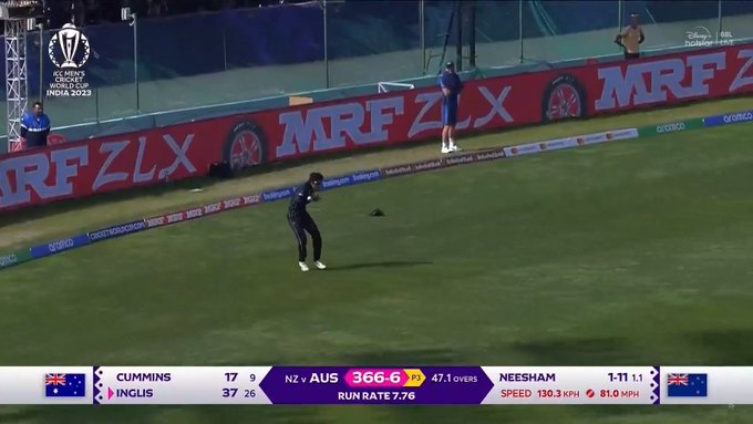 Rachin Ravindra puts down Josh Inglis at sweeper cover - Guerilla Cricket