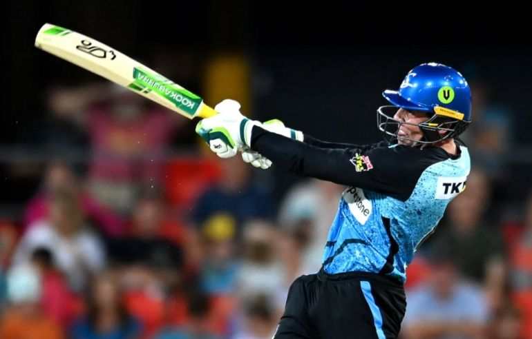 Nielsen skillfully hooks Bartlett over fine leg for a six - Guerilla ...